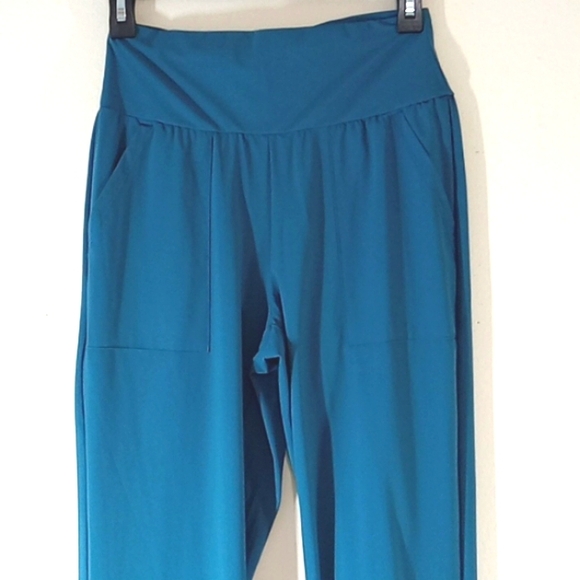HALARA | Pants & Jumpsuits | Halara Pants Women New Athleticwear Yoga ...